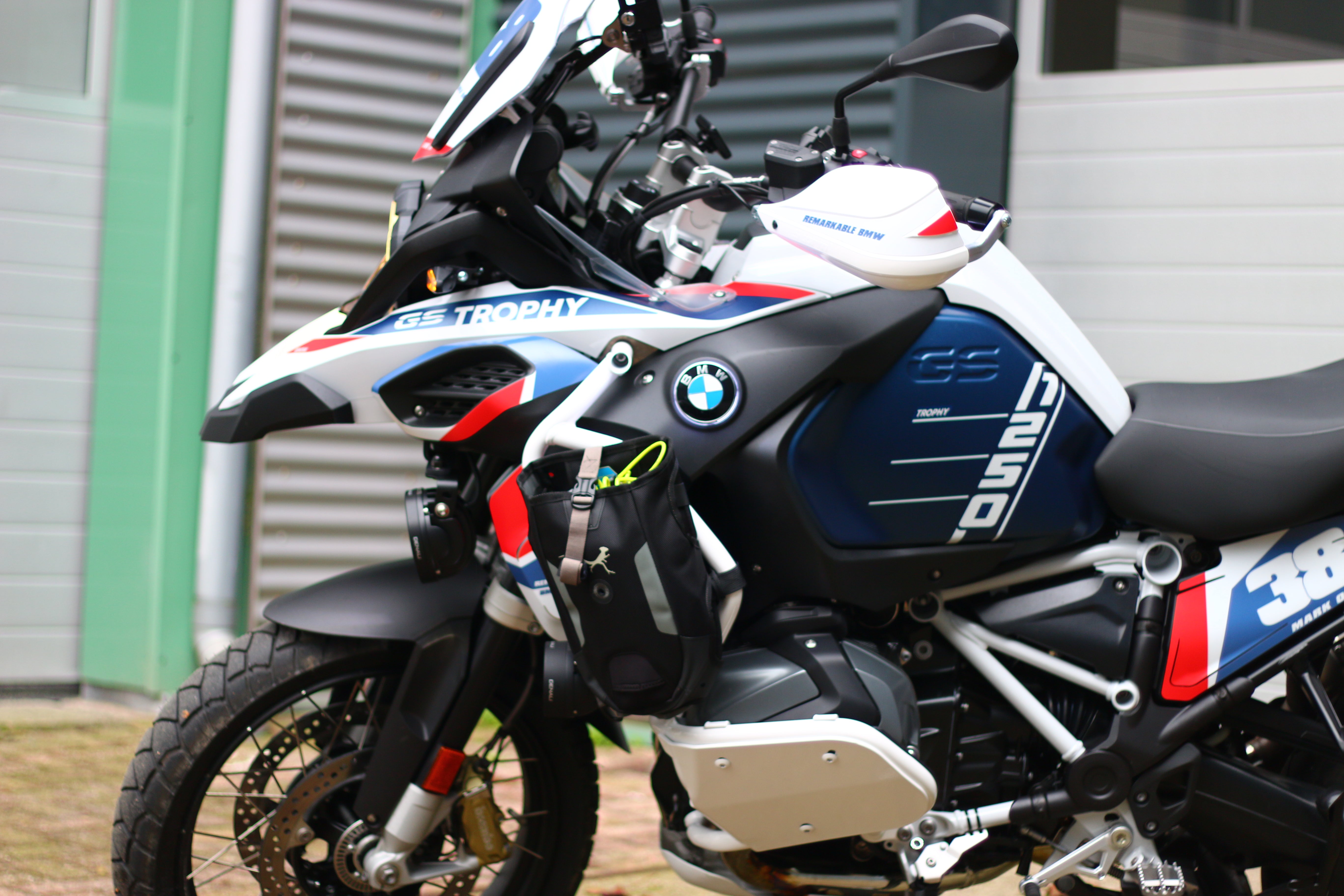 BMW R1250 GS ADVENTURE @A_REMARKABLE_RIDER – Shred Graphics