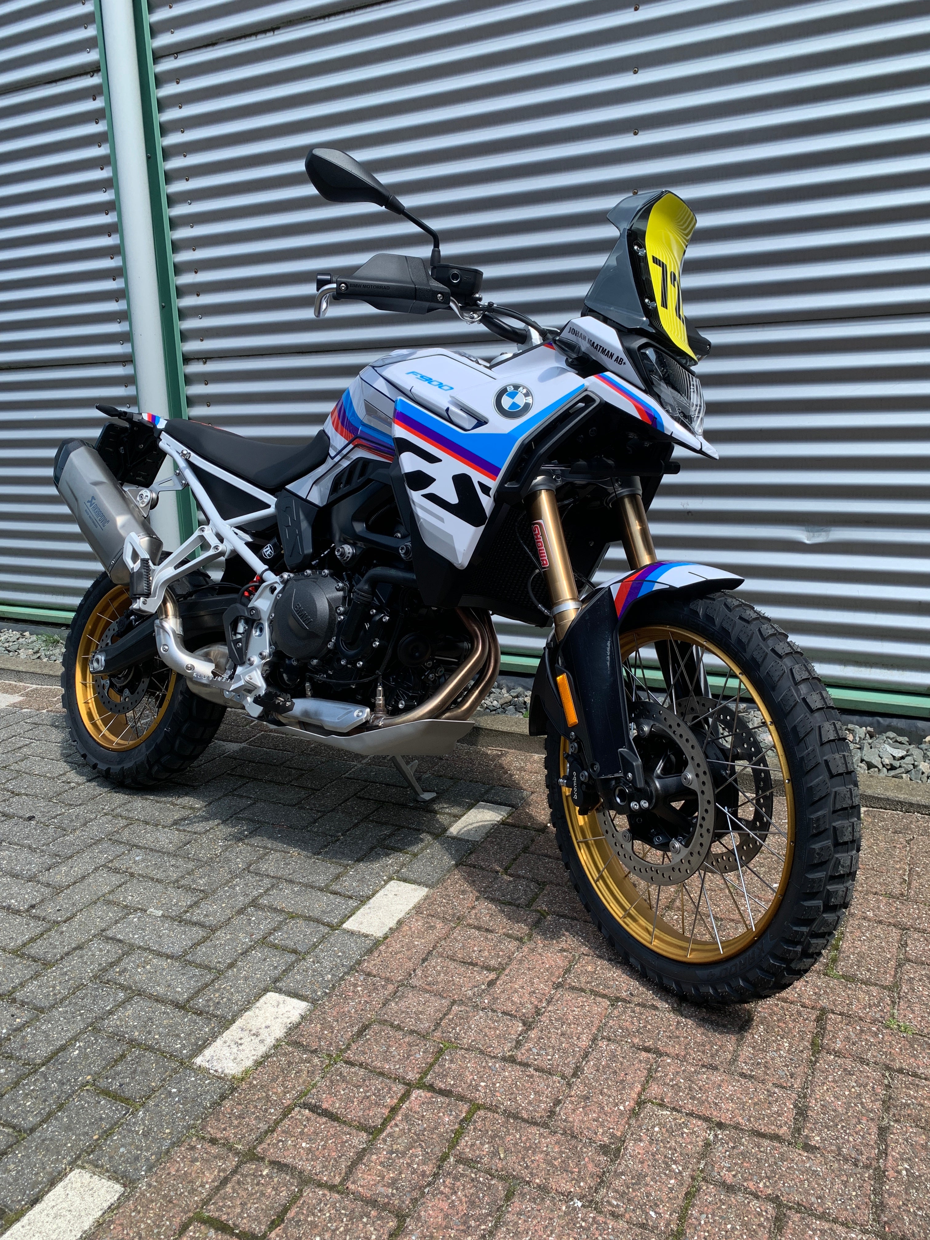 BMW F900GS JOHAN – Shred Graphics